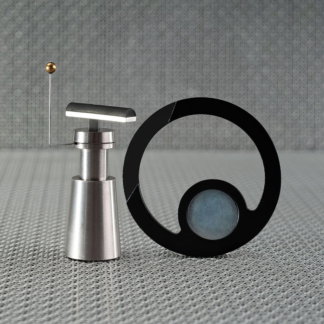 Automatic tonearm lifter Little Fwend LOW - Rega P8/P10 Compatible ...